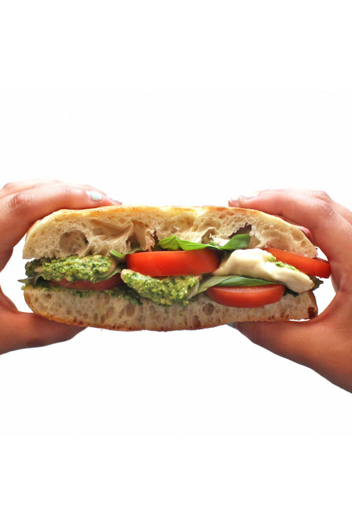 Vegan Bacon Cheeseburger (Luther Burger) with easy Donut Hack! - Zen ...