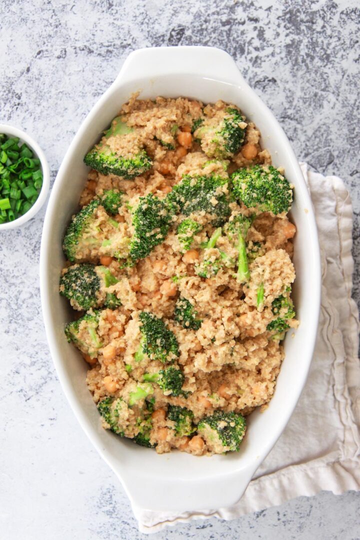 One-Pot Cheesy Vegan Quinoa with Broccoli & Chickpeas (GF) - Zen and Zaatar